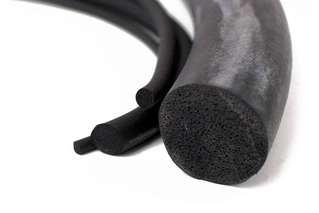 Corde et tube en caoutchouc sur mesure - Majicap, fabricant de joints ...